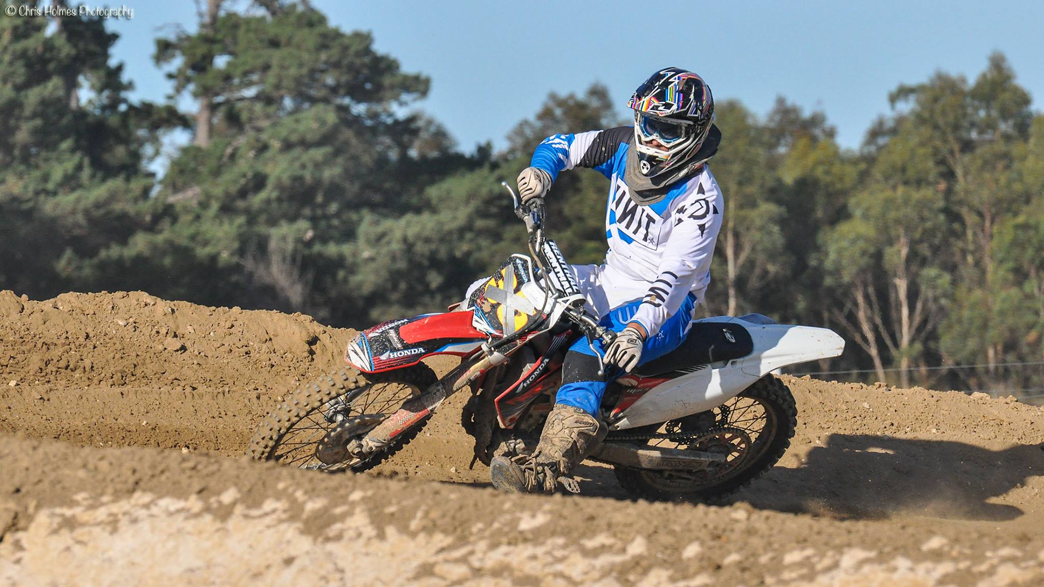 13433192_10206705485622318_4977769698048721485_o - Trackfinder