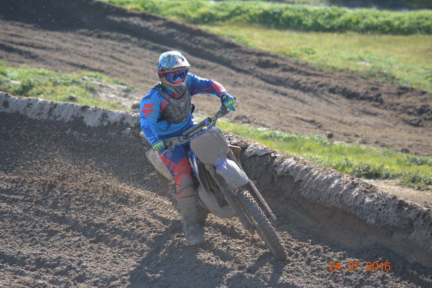 13737582_1185645024808445_6097014807714076244_o - Trackfinder